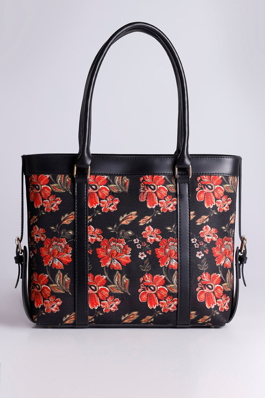 Heart-crafted chic designs to help enhance you outfit. – Bianca Store